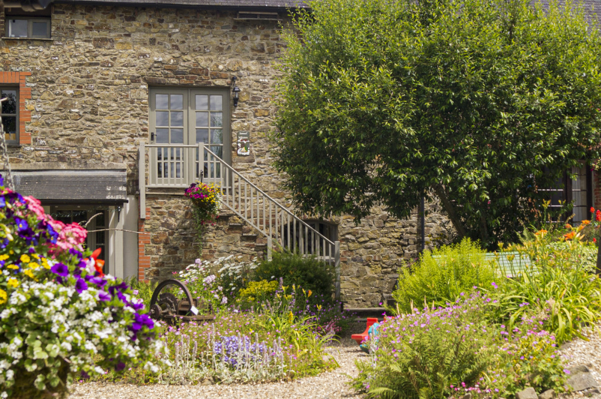 Cottages | North Hayne Farm